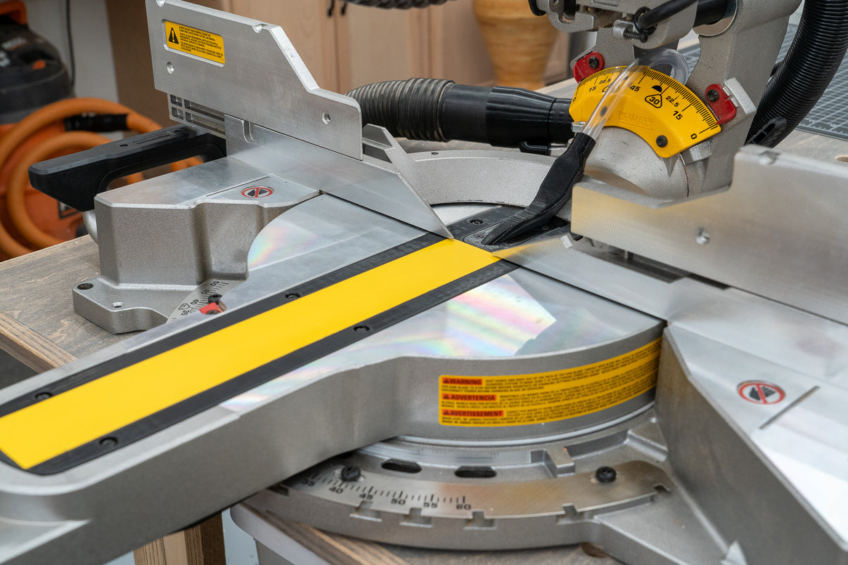 DeWALT DWS779/780 Dust Collection Throat Plate – Inspire Woodcraft